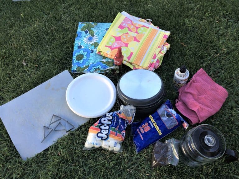 Essentials | What to bring to the lake for the day - Cedarbirch Musings